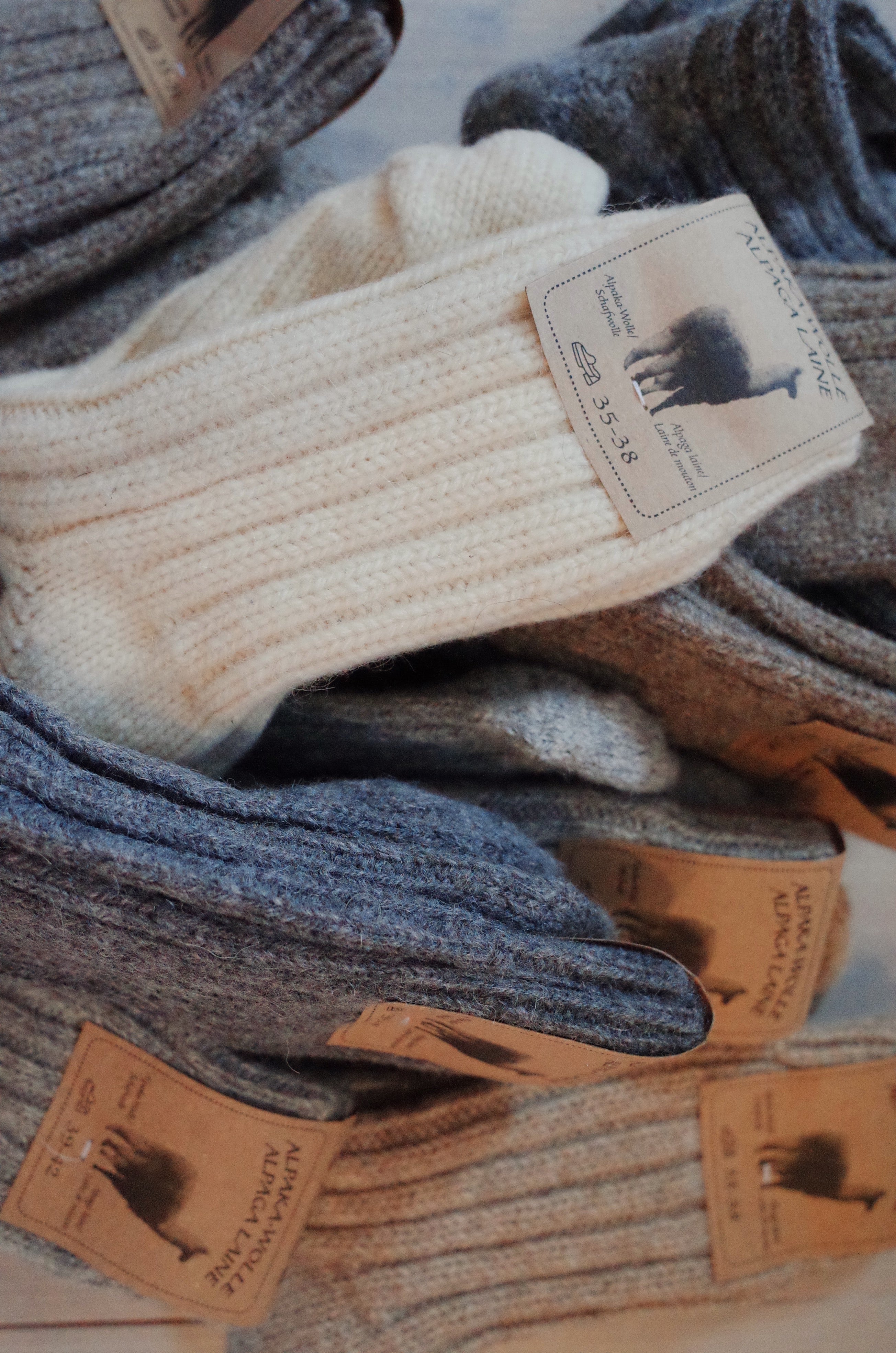 Alpaca Wool Socks – HEN.